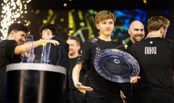 G2电子竞技CS2比赛现场宣传VCT皮肤_特玩网